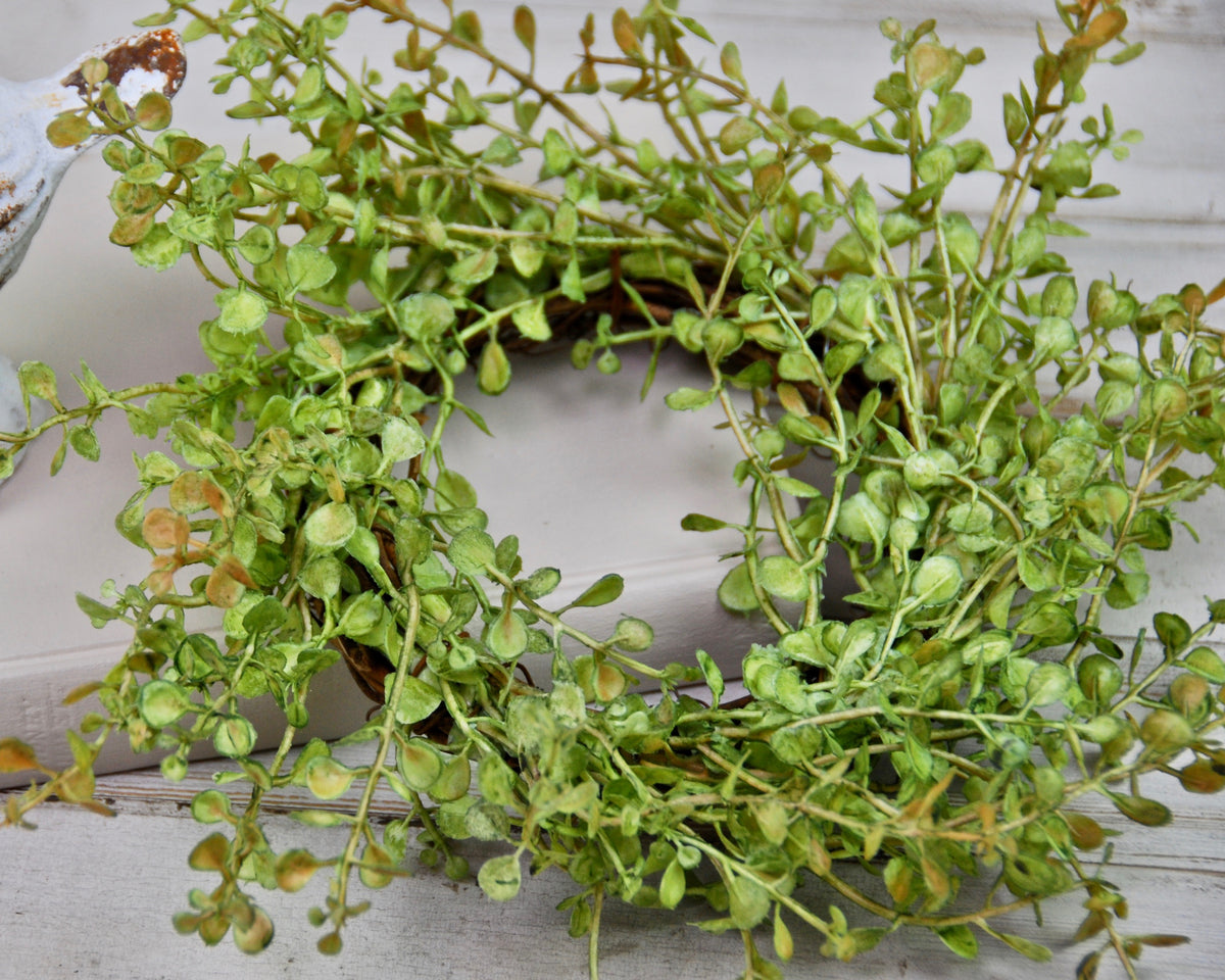 Light green artificial peppergrass candle ring – JaBella Designs